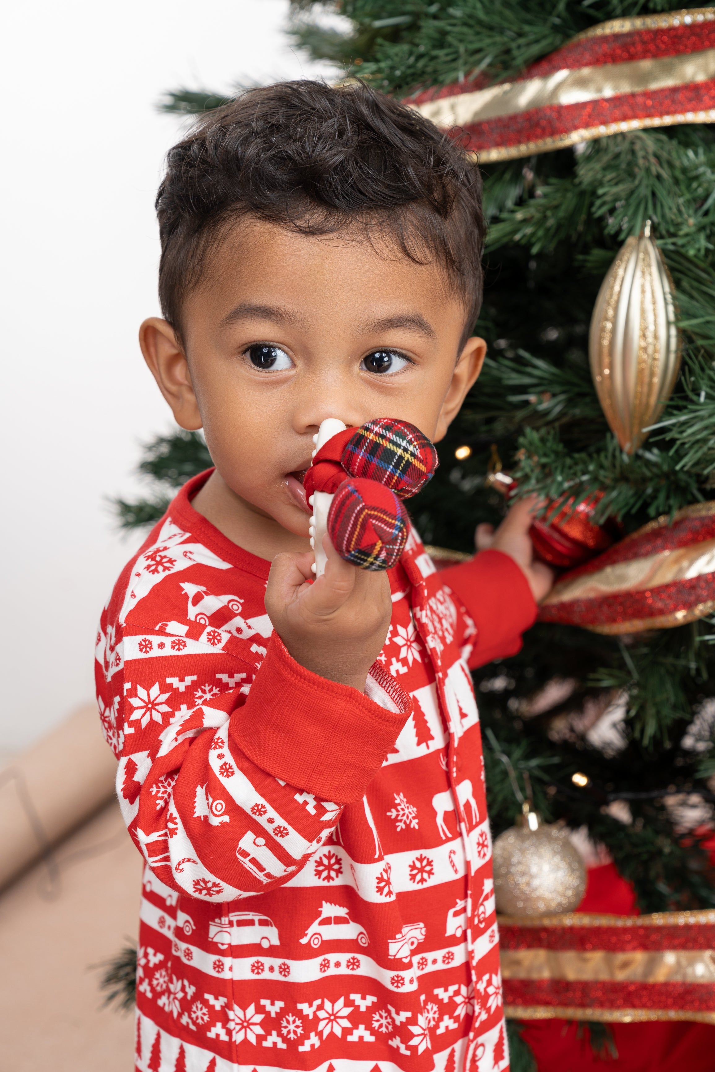 Snowflake Holiday Natural Rubber Teether w/Gingham Rattle Ball – Tikiri ...